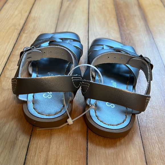 Salt Water Sandals by Hoy | Shoes | New Dark Silver Salt Water Sandals ...